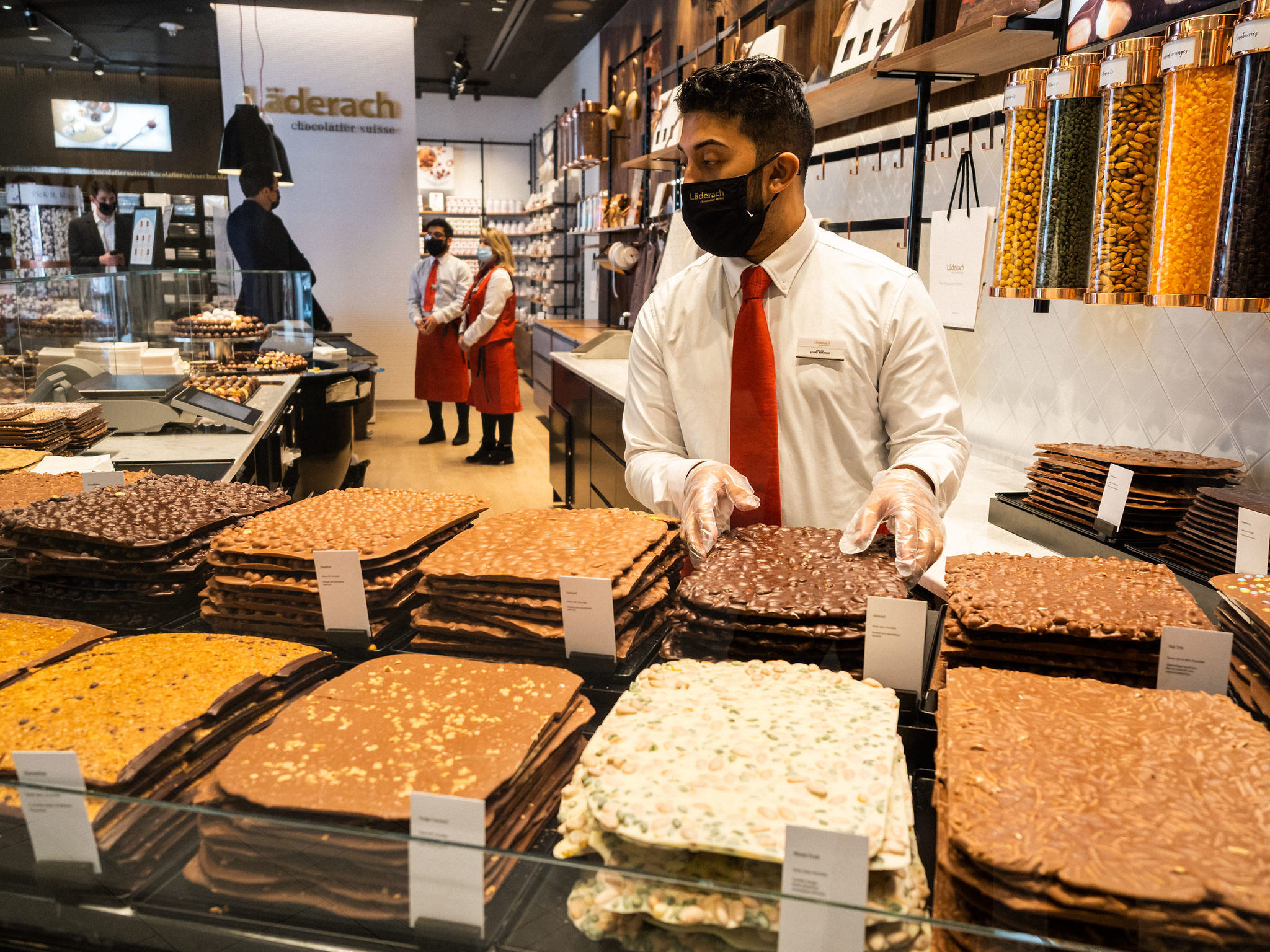 City Life Org - Läderach – Chocolatier Suisse To Assume The Leases For ...