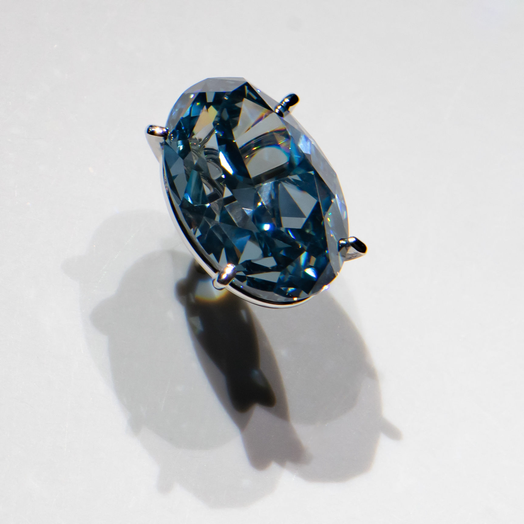 City Life Org - “Okavango Blue,” The Dazzling Blue Diamond from ...